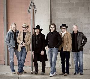 Outlaws Vinyl Records and CDs For Sale | MusicStack