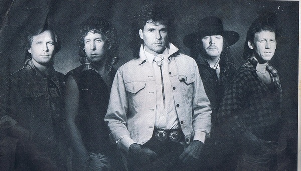 Outlaws Vinyl Records and CDs For Sale | MusicStack