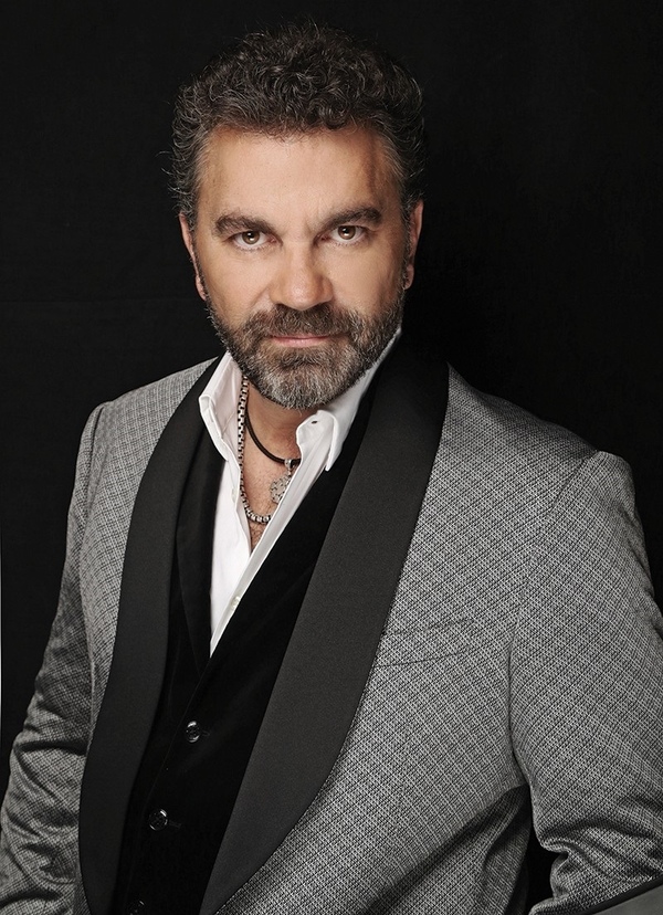 Mijares Vinyl Records and CDs For Sale | MusicStack